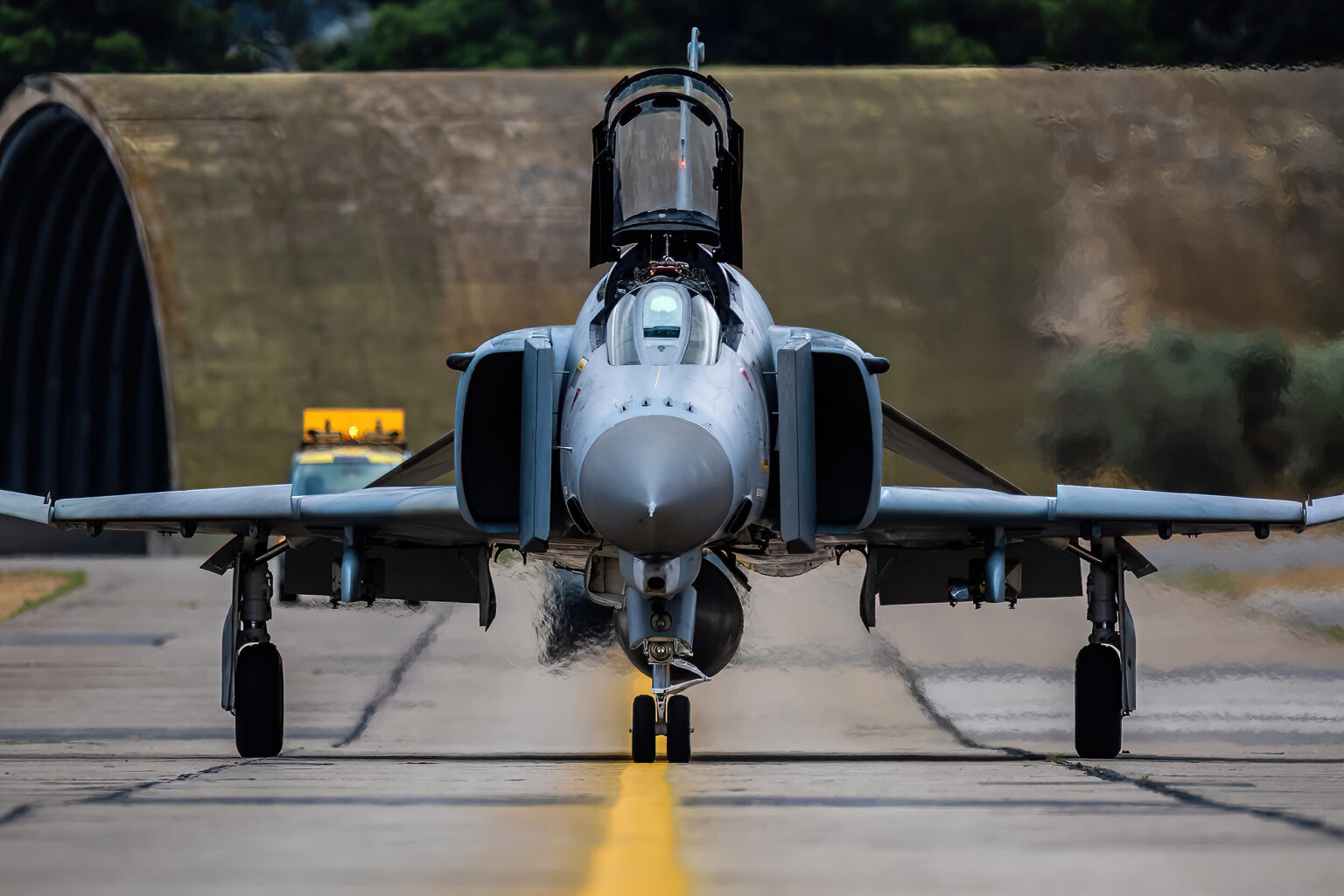 GROS PLAN SUR...LE PHANTOM GREC - Airpassion