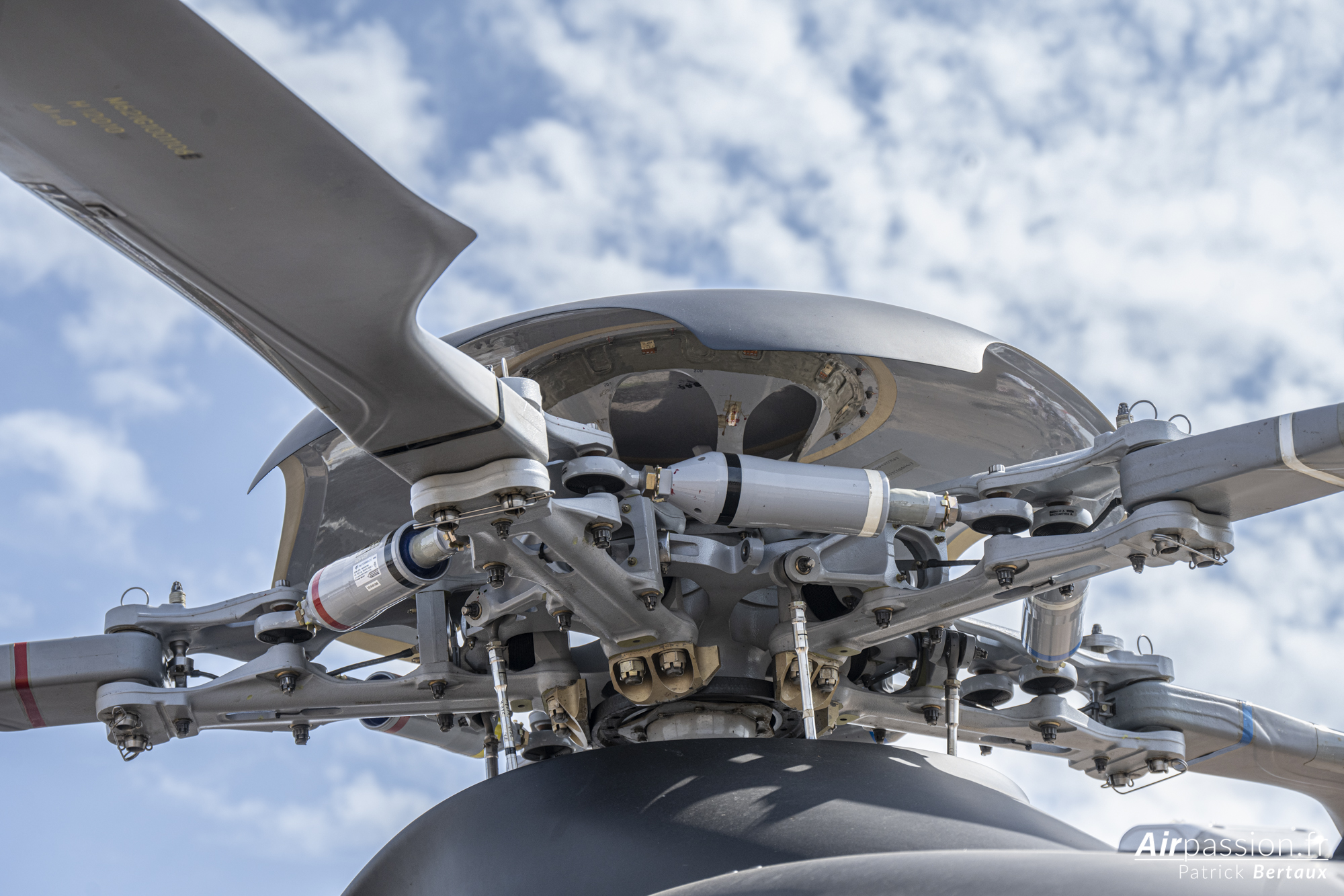 AIRBUS H175M - L’HELICOPTERE QUI SAIT TOUT FAIRE - Airpassion